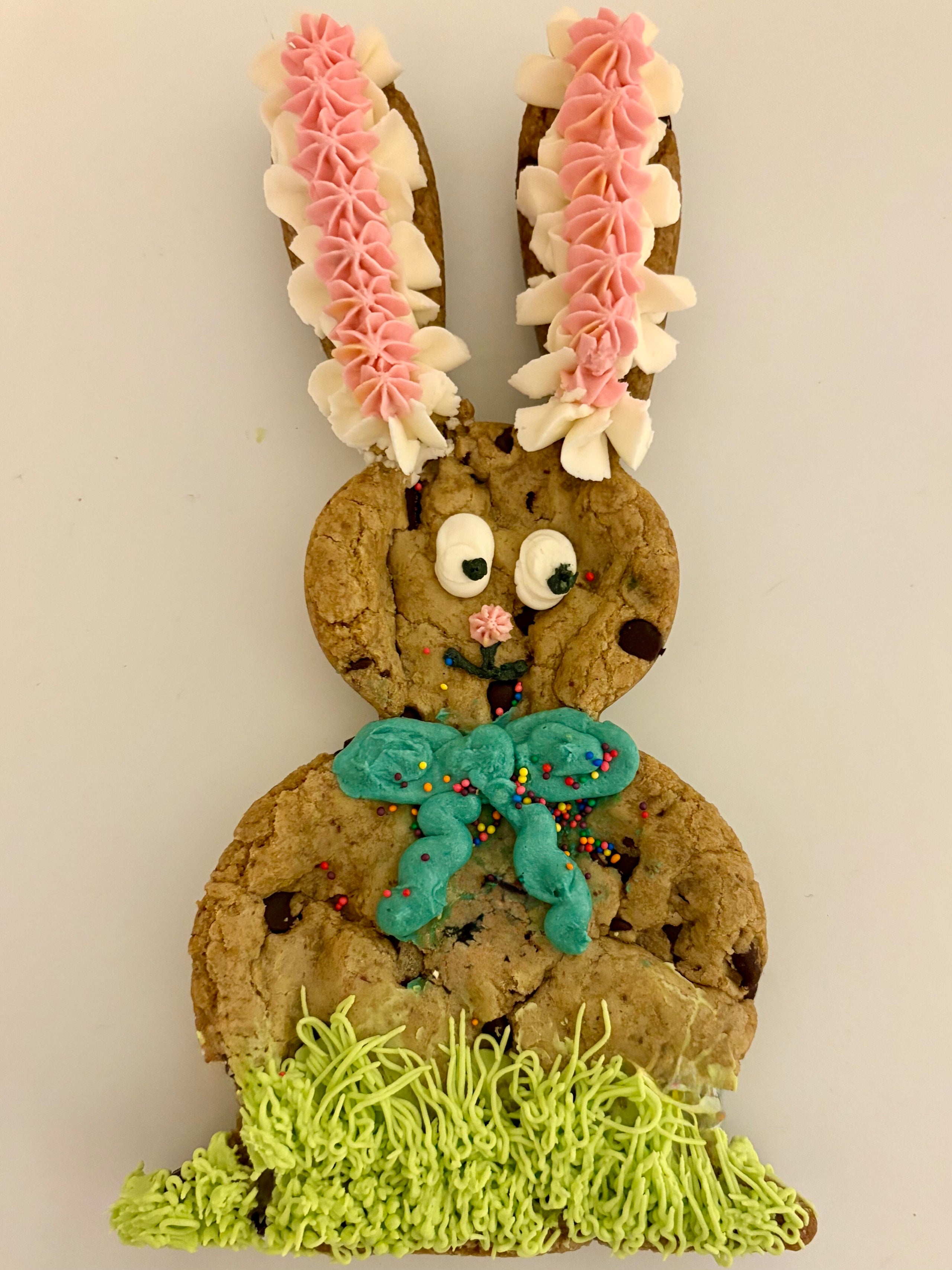 mini-easter-bunny-cookie-cake-the-little-brownie
